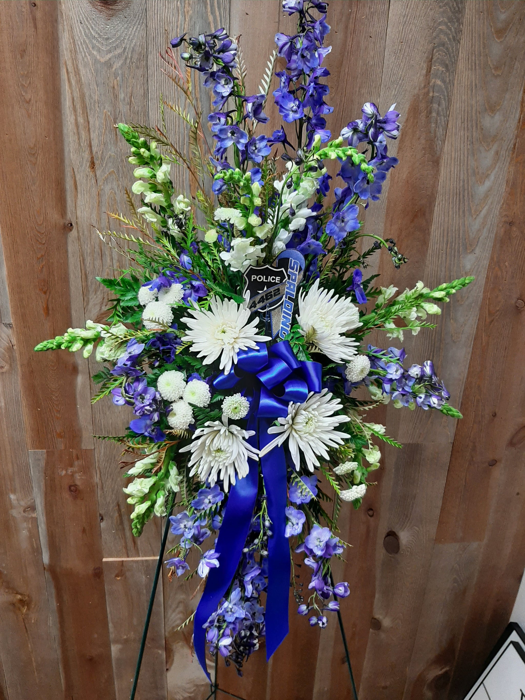 Classic Hanging Sympathy Spray – AlbionTimelessFloral